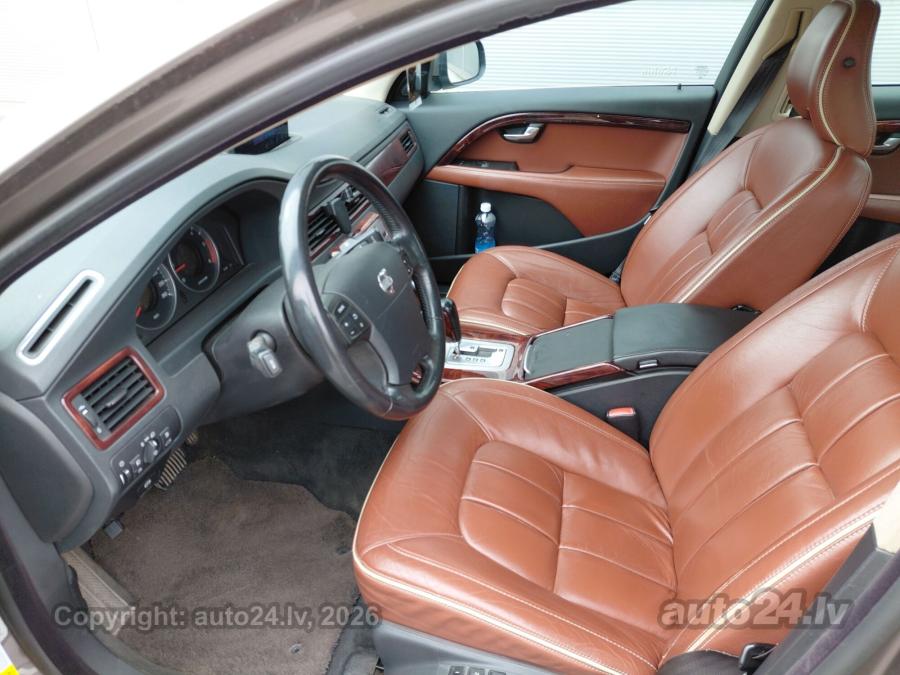 Серый Вольво С80 2007 в Таллин, объемом двигателя 2.40 л и пробегом 327 тыс. км за 5800 €, фото 8 на AUTOMOTO.COM.LV