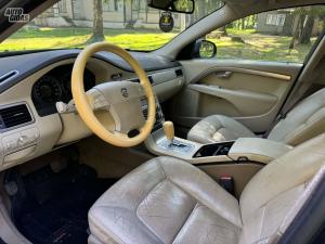 Pelēks Volvo S80 2007 Panevēža, ar dzinēja tilpumu 2.40 L un nobraukumu 427 tūkst. km par 2290 €, foto 10 vietnē AUTOMOTO.COM.LV