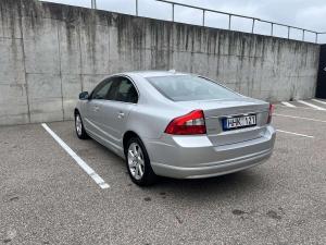 Grey Volvo S80 2007 in Vilnius, with an engine capacity of 2.40 L and mileage of 380 thousand km for 3450 €, photo 11 on AUTOMOTO.COM.LV