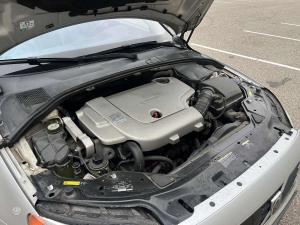 Grey Volvo S80 2007 in Vilnius, with an engine capacity of 2.40 L and mileage of 380 thousand km for 3450 €, photo 30 on AUTOMOTO.COM.LV