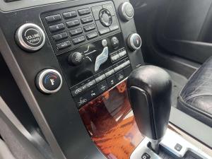 Grey Volvo S80 2007 in Vilnius, with an engine capacity of 2.40 L and mileage of 380 thousand km for 3450 €, photo 47 on AUTOMOTO.COM.LV