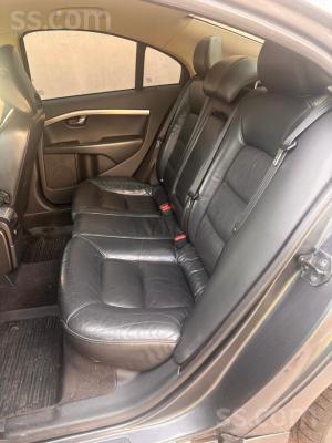 Pelēks Volvo S80 2007 Rīga, ar dzinēja tilpumu 2.40 L un nobraukumu 331 tūkst. km par 2400 €, foto 8 vietnē AUTOMOTO.COM.LV
