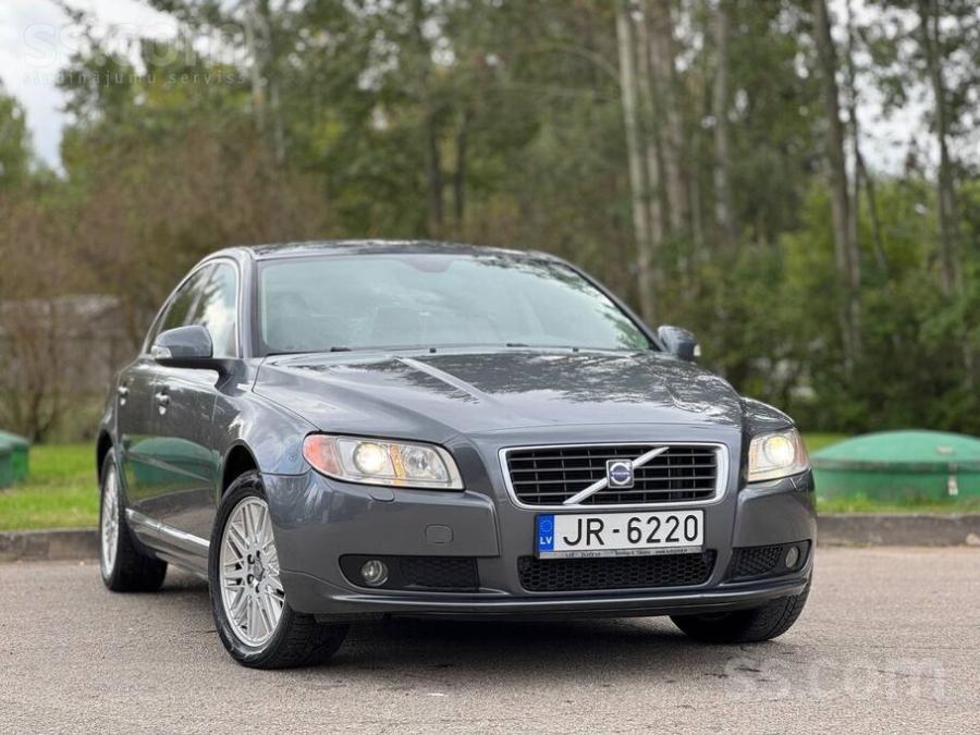 Grey Volvo S80 2007 in Riga, with an engine capacity of 2.40 L and mileage of 313 thousand km for 2950 €, photo 4 on AUTOMOTO.COM.LV