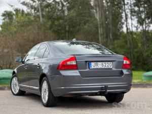 Grey Volvo S80 2007 in Riga, with an engine capacity of 2.40 L and mileage of 313 thousand km for 2950 €, photo 5 on AUTOMOTO.COM.LV