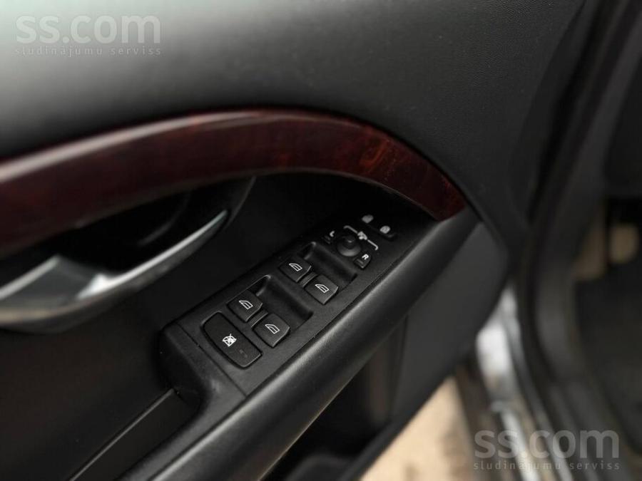 Grey Volvo S80 2007 in Riga, with an engine capacity of 2.40 L and mileage of 313 thousand km for 2950 €, photo 17 on AUTOMOTO.COM.LV