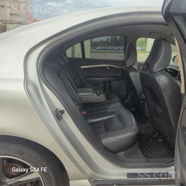 Volvo S80 2007 Daugavpils vietnÄ PelÄks Volvo S80 2007 Daugavpils, ar dzinÄja tilpumu 2.40 L un nobraukumu 379 tÅ«kst. km par 3600 ā¬, foto 7 vietnÄ AUTOMOTO.COM.LV