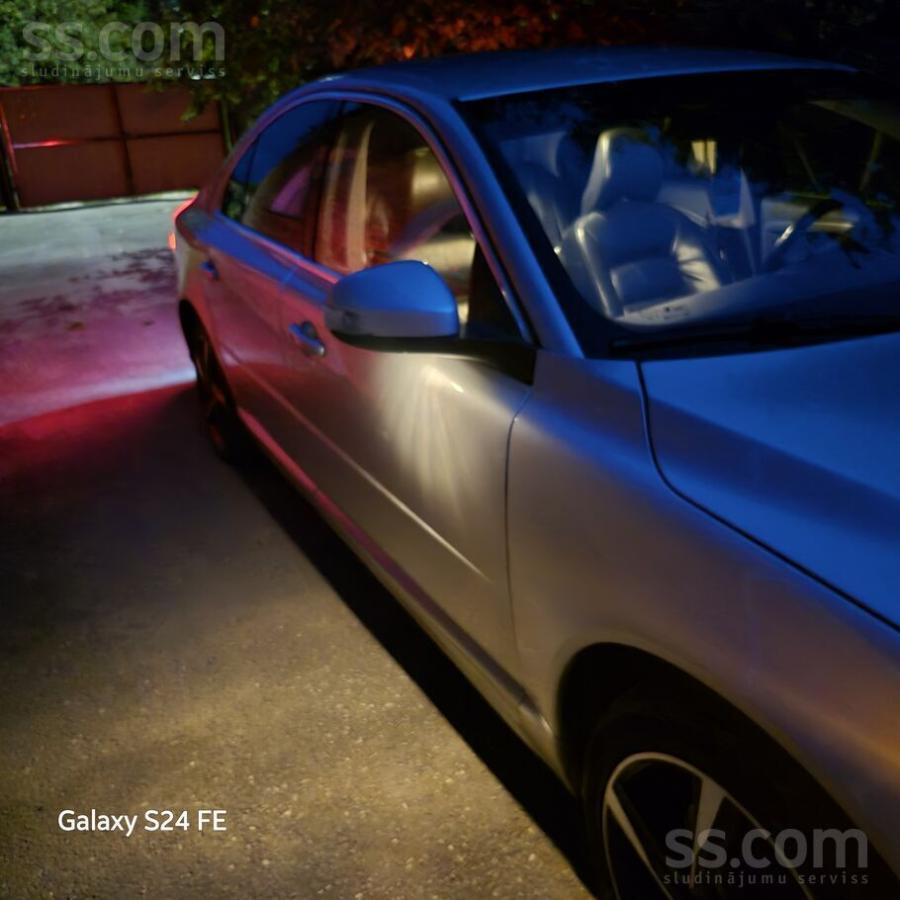 Grey Volvo S80 2007 in Daugavpils, with an engine capacity of 2.40 L and mileage of 379 thousand km for 3600 €, photo 17 on AUTOMOTO.COM.LV