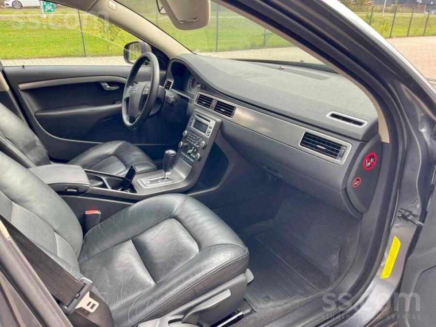 Grey Volvo S80 2007 in Riga, with an engine capacity of 2.40 L and mileage of 0 thousand km for 3500 €, photo 12 on AUTOMOTO.COM.LV