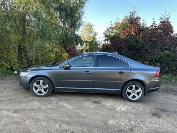Pelēks Volvo S80 2007 Rēzekne, ar dzinēja tilpumu 2.40 L un nobraukumu 0 tūkst. km par 2850 €, foto 3 vietnē AUTOMOTO.COM.LV