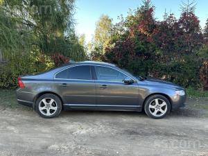 Pelēks Volvo S80 2007 Rēzekne, ar dzinēja tilpumu 2.40 L un nobraukumu 0 tūkst. km par 2850 €, foto 6 vietnē AUTOMOTO.COM.LV