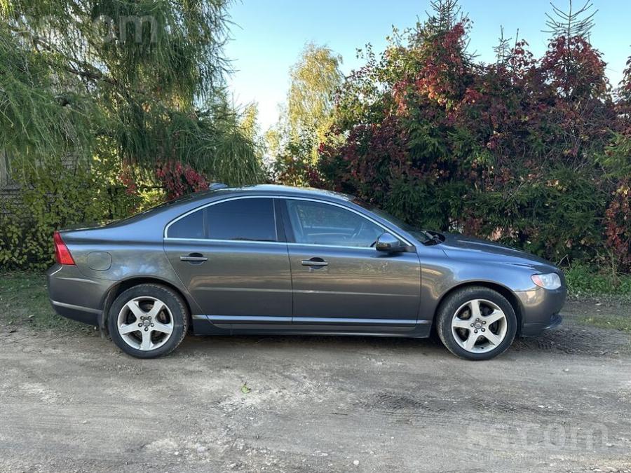 Pelēks Volvo S80 2007 Rēzekne, ar dzinēja tilpumu 2.40 L un nobraukumu 0 tūkst. km par 2850 €, foto 6 vietnē AUTOMOTO.COM.LV