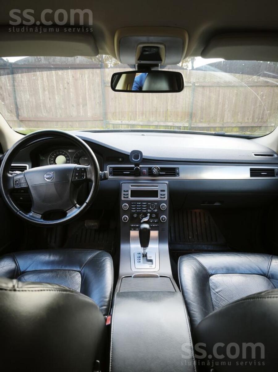 Pelēks Volvo S80 2007 Daugavpils, ar dzinēja tilpumu 2.40 L un nobraukumu 287 tūkst. km par 3400 €, foto 4 vietnē AUTOMOTO.COM.LV