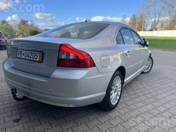 Grey Volvo S80 2007 in Jekabpils, with an engine capacity of 2.40 L and mileage of 288 thousand km for 6250 €, photo 3 on AUTOMOTO.COM.LV
