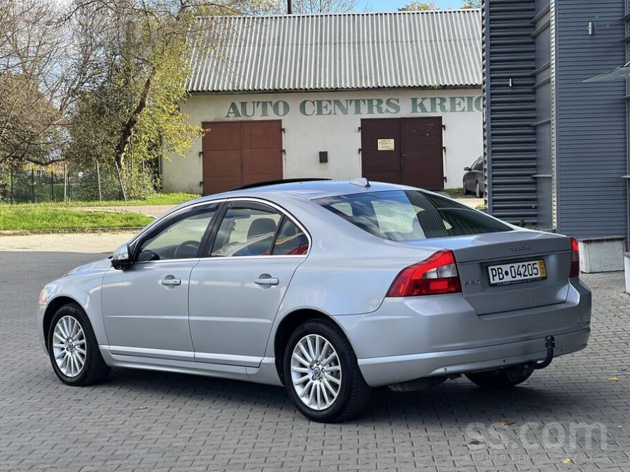 Pelēks Volvo S80 2007 Jēkabpils, ar dzinēja tilpumu 2.40 L un nobraukumu 288 tūkst. km par 6250 €, foto 10 vietnē AUTOMOTO.COM.LV