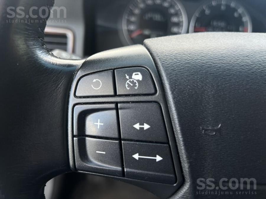 Pelēks Volvo S80 2007 Jēkabpils, ar dzinēja tilpumu 2.40 L un nobraukumu 288 tūkst. km par 6250 €, foto 26 vietnē AUTOMOTO.COM.LV