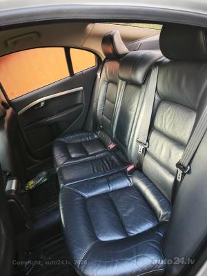 Pelēks Volvo S80 2007 Daugavpils, ar dzinēja tilpumu 2.40 L un nobraukumu 287 tūkst. km par 3500 €, foto 9 vietnē AUTOMOTO.COM.LV