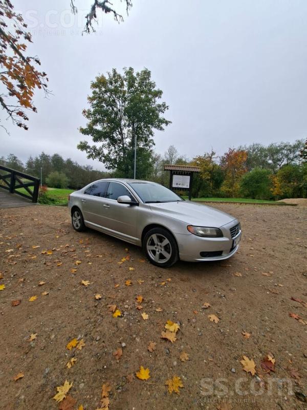 Вольво С80 2007 в Тукумс на AUTOMOTO.COM.LV Серый Вольво С80 2007 в Тукумс, объемом двигателя 2.40 л и пробегом 278 тыс. км за 4200 €, фото 1 на AUTOMOTO.COM.LV