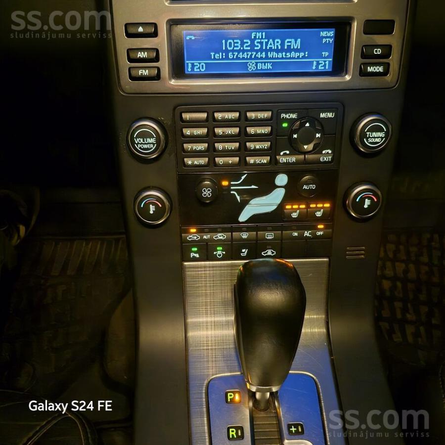 Pelēks Volvo S80 2007 Daugavpils, ar dzinēja tilpumu 2.40 L un nobraukumu 379 tūkst. km par 3300 €, foto 16 vietnē AUTOMOTO.COM.LV