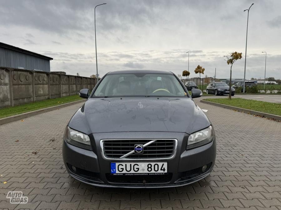 Pelēks Volvo S80 2007 Panevēža, ar dzinēja tilpumu 2.40 L un nobraukumu 0 tūkst. km par 1650 €, foto 3 vietnē AUTOMOTO.COM.LV