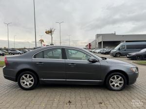 Pelēks Volvo S80 2007 Panevēža, ar dzinēja tilpumu 2.40 L un nobraukumu 0 tūkst. km par 1650 €, foto 5 vietnē AUTOMOTO.COM.LV