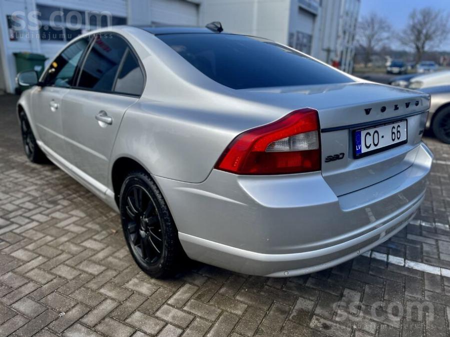 Grey Volvo S80 2008 in Ventspils, with an engine capacity of 2.40 L and mileage of 371 thousand km for 4200 €, photo 6 on AUTOMOTO.COM.LV