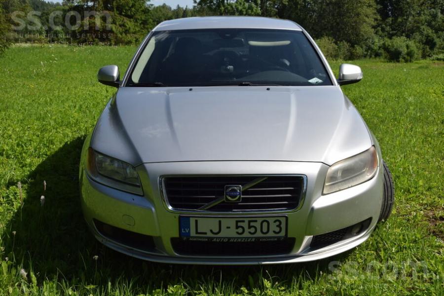 Pelēks Volvo S80 2008 Madona, ar dzinēja tilpumu 2.40 L un nobraukumu 331 tūkst. km par 3800 €, foto 5 vietnē AUTOMOTO.COM.LV