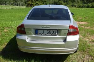 Pelēks Volvo S80 2008 Madona, ar dzinēja tilpumu 2.40 L un nobraukumu 331 tūkst. km par 3800 €, foto 11 vietnē AUTOMOTO.COM.LV