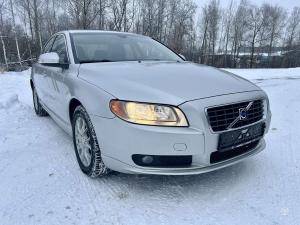 Grey Volvo S80 2008 in Utena, with an engine capacity of 2.40 L and mileage of 311 thousand km for 3250 €, photo 5 on AUTOMOTO.COM.LV