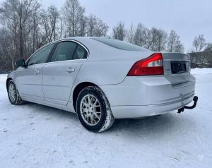 Grey Volvo S80 2008 in Utena, with an engine capacity of 2.40 L and mileage of 311 thousand km for 3250 €, photo 11 on AUTOMOTO.COM.LV