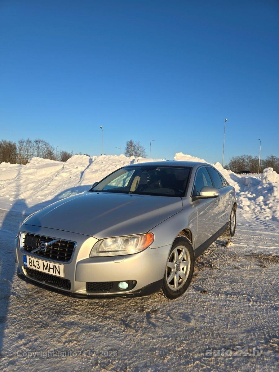 Pelēks Volvo S80 2008 Tallina, ar dzinēja tilpumu 2.40 L un nobraukumu 335 tūkst. km par 6200 €, foto 2 vietnē AUTOMOTO.COM.LV