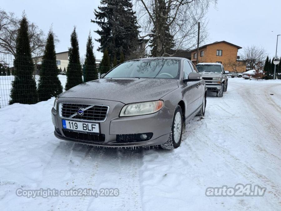 Grey Volvo S80 2008 in Tallinn, with an engine capacity of 2.40 L and mileage of 326 thousand km for 5500 €, photo 1 on AUTOMOTO.COM.LV