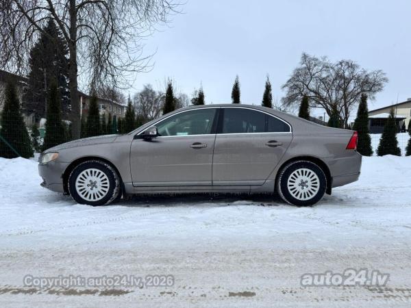 Pelēks Volvo S80 2008 Tallina, ar dzinēja tilpumu 2.40 L un nobraukumu 326 tūkst. km par 5500 €, foto 4 vietnē AUTOMOTO.COM.LV