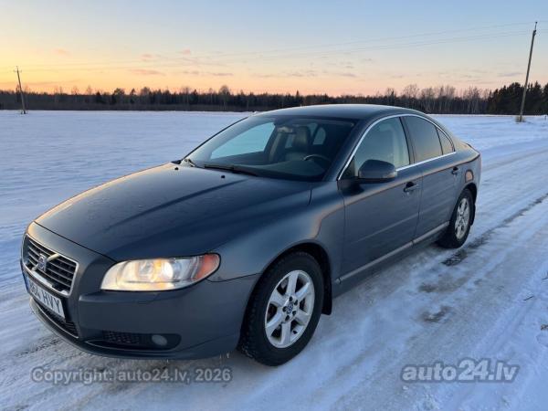 Pelēks Volvo S80 2008 Tartu, ar dzinēja tilpumu 2.00 L un nobraukumu 365 tūkst. km par 5500 €, foto 1 vietnē AUTOMOTO.COM.LV