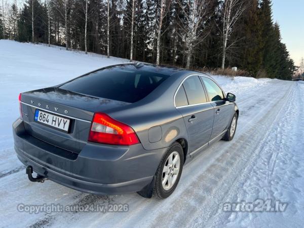 Grey Volvo S80 2008 in Tartu, with an engine capacity of 2.00 L and mileage of 365 thousand km for 5500 €, photo 4 on AUTOMOTO.COM.LV