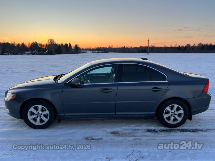 Pelēks Volvo S80 2008 Tartu, ar dzinēja tilpumu 2.00 L un nobraukumu 365 tūkst. km par 5500 €, foto 7 vietnē AUTOMOTO.COM.LV