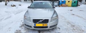 Pelēks Volvo S80 2008 Viļņa, ar dzinēja tilpumu 2.40 L un nobraukumu 290 tūkst. km par 3999 €, foto 2 vietnē AUTOMOTO.COM.LV