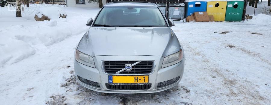 Pelēks Volvo S80 2008 Viļņa, ar dzinēja tilpumu 2.40 L un nobraukumu 290 tūkst. km par 3999 €, foto 2 vietnē AUTOMOTO.COM.LV