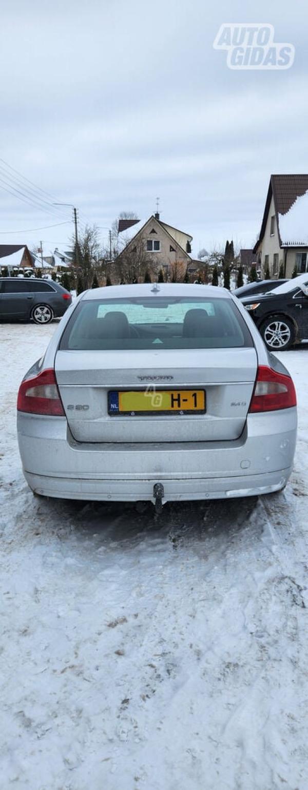 Pelēks Volvo S80 2008 Viļņa, ar dzinēja tilpumu 2.40 L un nobraukumu 290 tūkst. km par 3999 €, foto 5 vietnē AUTOMOTO.COM.LV