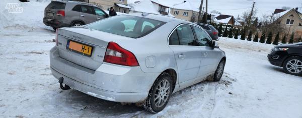 Pelēks Volvo S80 2008 Viļņa, ar dzinēja tilpumu 2.40 L un nobraukumu 290 tūkst. km par 3999 €, foto 6 vietnē AUTOMOTO.COM.LV