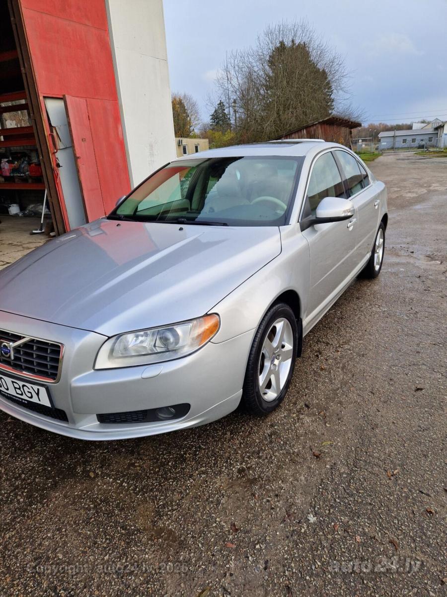 Grey Volvo S80 2008 in Tallinn, with an engine capacity of 3.20 L and mileage of 0 thousand km for 2499 €, photo 3 on AUTOMOTO.COM.LV