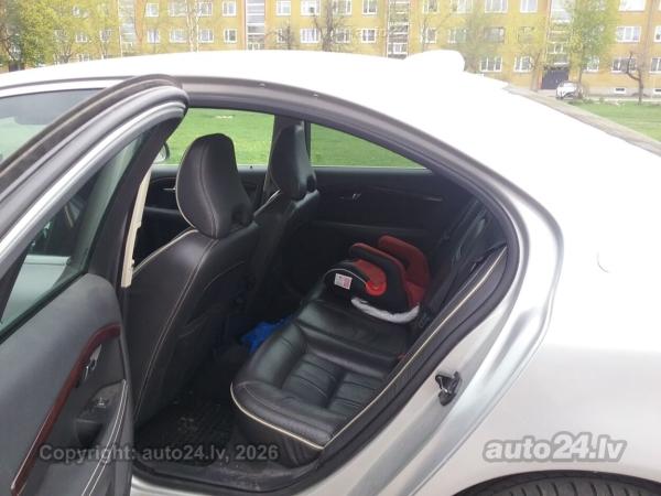 Pelēks Volvo S80 2008 Tallina, ar dzinēja tilpumu 2.40 L un nobraukumu 280 tūkst. km par 5300 €, foto 6 vietnē AUTOMOTO.COM.LV