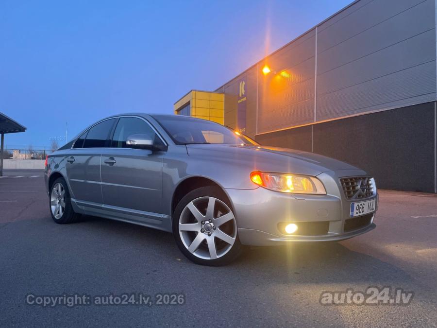 Grey Volvo S80 2008 in Parnu, with an engine capacity of 2.40 L and mileage of 0 thousand km for 3700 €, photo 10 on AUTOMOTO.COM.LV