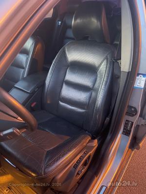 Grey Volvo S80 2008 in Parnu, with an engine capacity of 2.40 L and mileage of 0 thousand km for 3700 €, photo 18 on AUTOMOTO.COM.LV