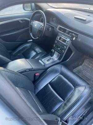 Grey Volvo S80 2008 in Parnu, with an engine capacity of 2.40 L and mileage of 0 thousand km for 3700 €, photo 24 on AUTOMOTO.COM.LV