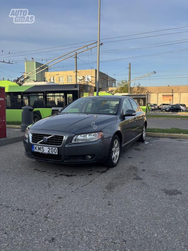 Grey Volvo S80 2008 in Kaunas, with an engine capacity of 2.00 L and mileage of 302 thousand km for 3999 €, photo 1 on AUTOMOTO.COM.LV
