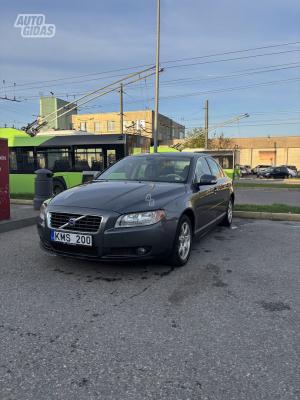 Pelēks Volvo S80 2008 Kauņa, ar dzinēja tilpumu 2.00 L un nobraukumu 302 tūkst. km par 3999 €, foto  vietnē AUTOMOTO.COM.LV