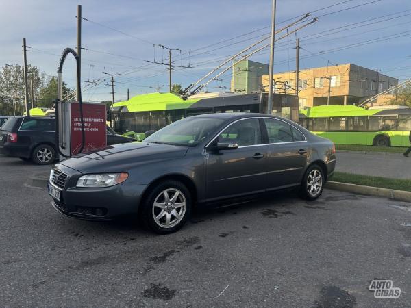 Grey Volvo S80 2008 in Kaunas, with an engine capacity of 2.00 L and mileage of 302 thousand km for 3999 €, photo 3 on AUTOMOTO.COM.LV
