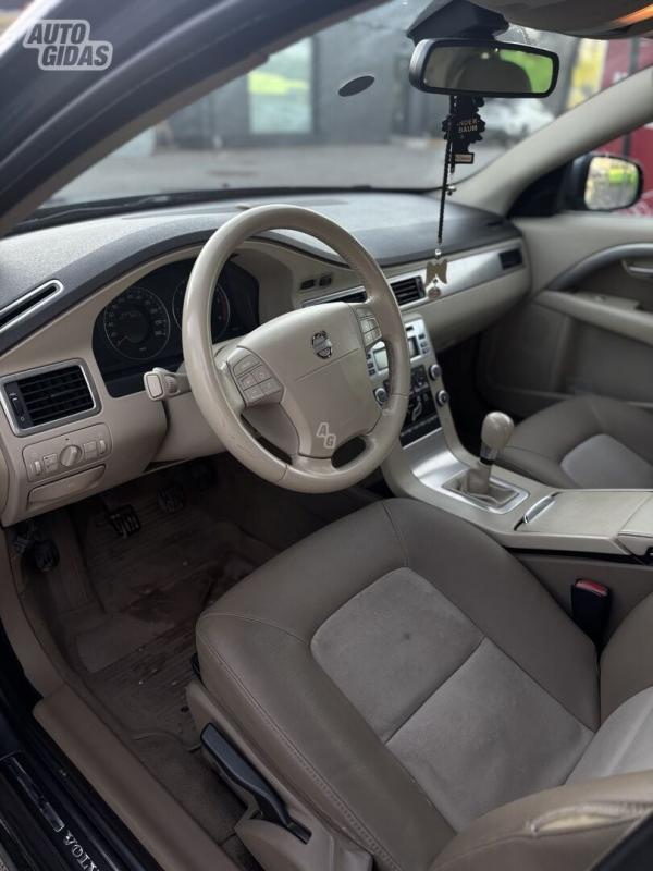 Grey Volvo S80 2008 in Kaunas, with an engine capacity of 2.00 L and mileage of 302 thousand km for 3999 €, photo 8 on AUTOMOTO.COM.LV