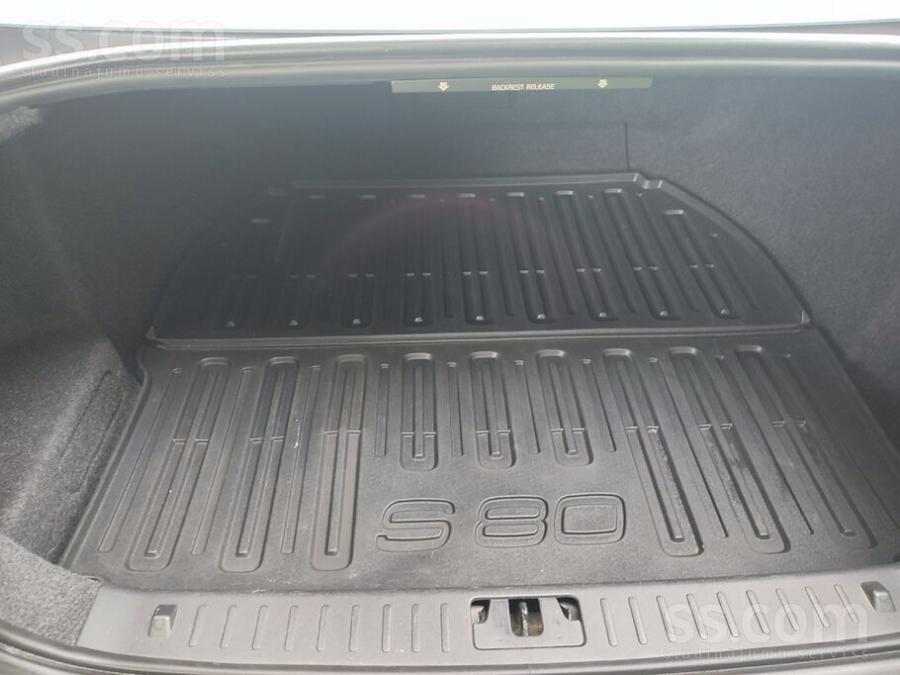 Pelēks Volvo S80 2008 Jēkabpils, ar dzinēja tilpumu 2.40 L un nobraukumu 0 tūkst. km par 2600 €, foto 9 vietnē AUTOMOTO.COM.LV