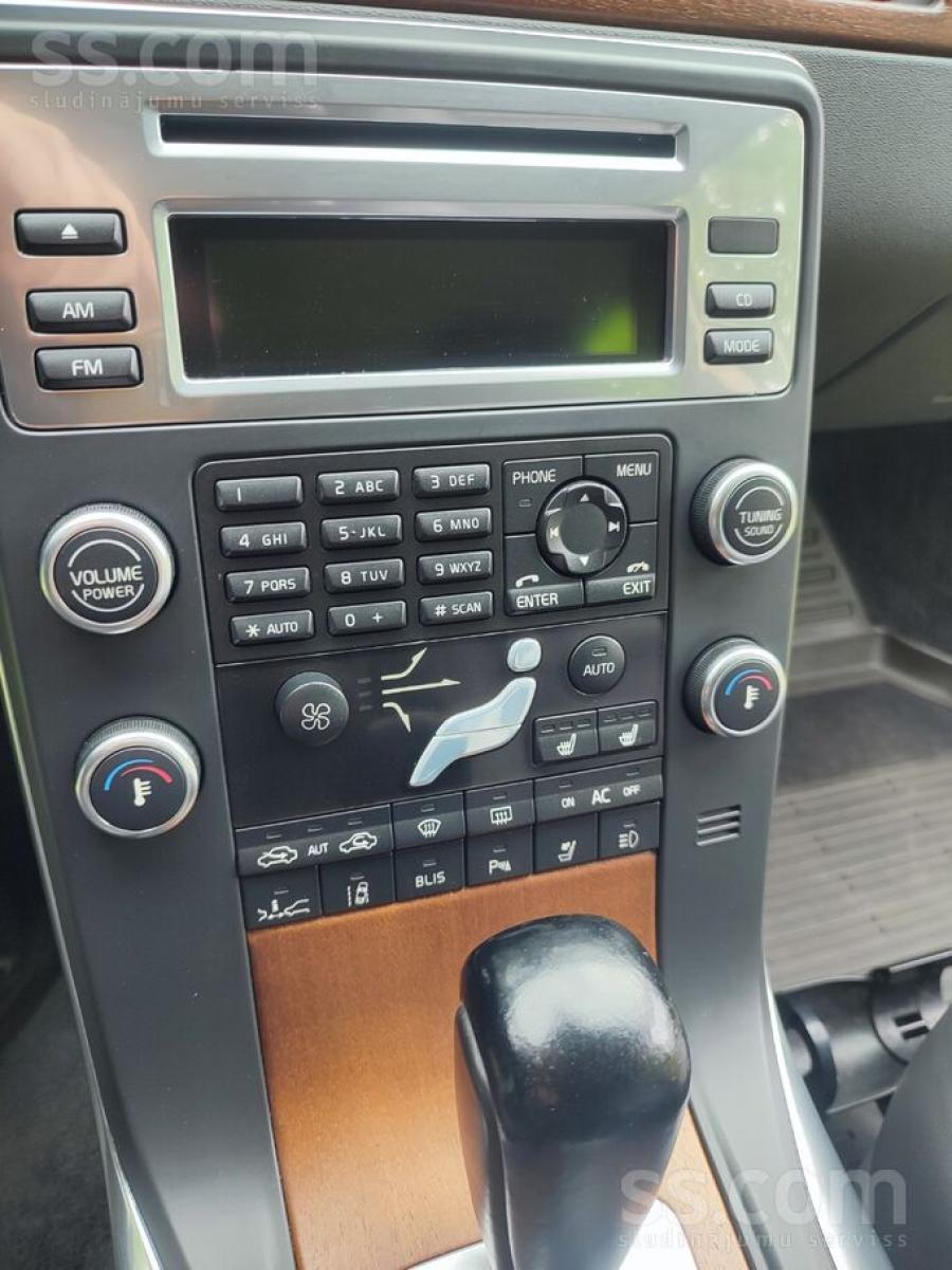 Pelēks Volvo S80 2008 Jēkabpils, ar dzinēja tilpumu 2.40 L un nobraukumu 0 tūkst. km par 2600 €, foto 17 vietnē AUTOMOTO.COM.LV
